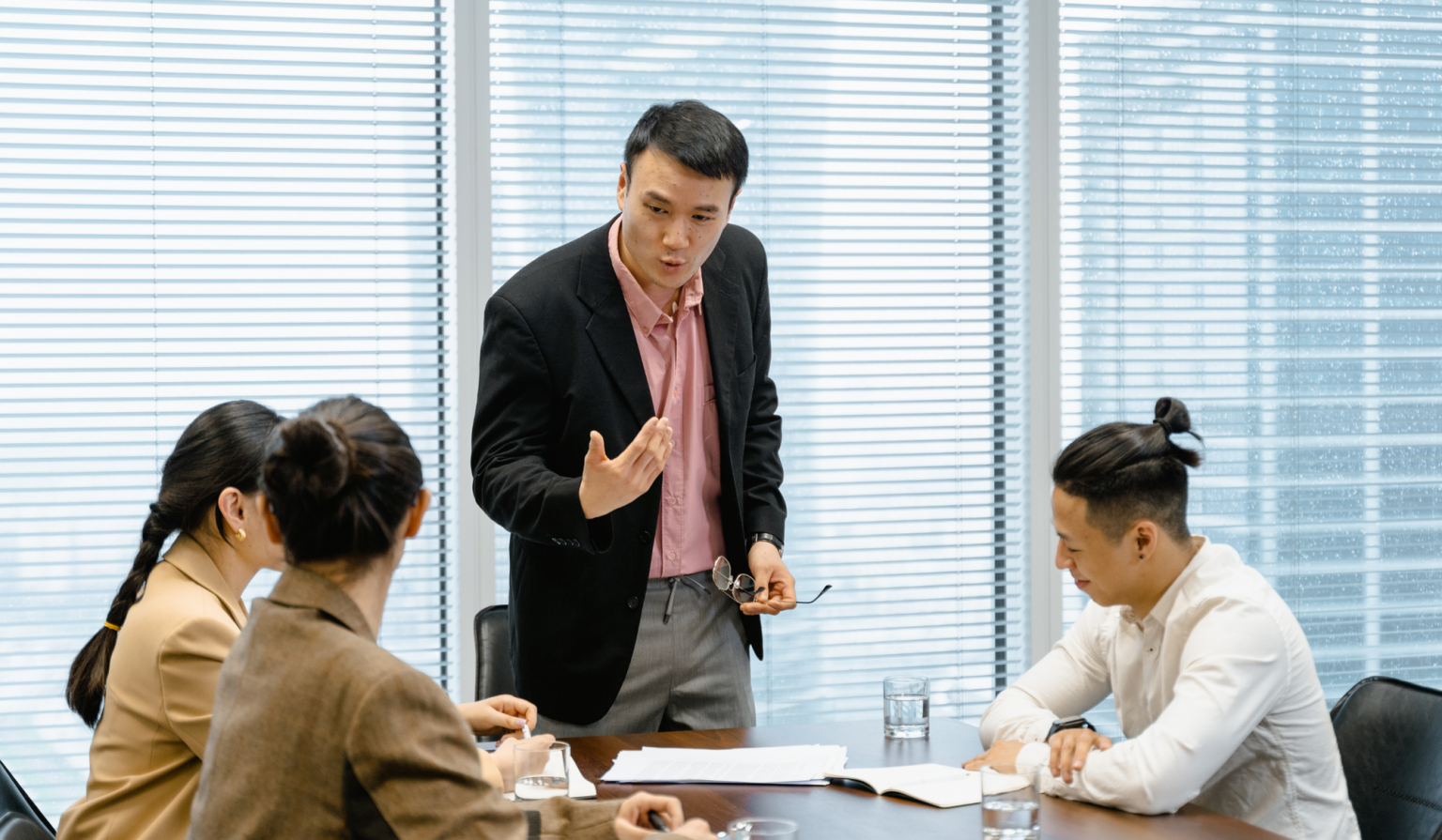 Corporate Leadership Training Courses In Palestine - Knowles Training 